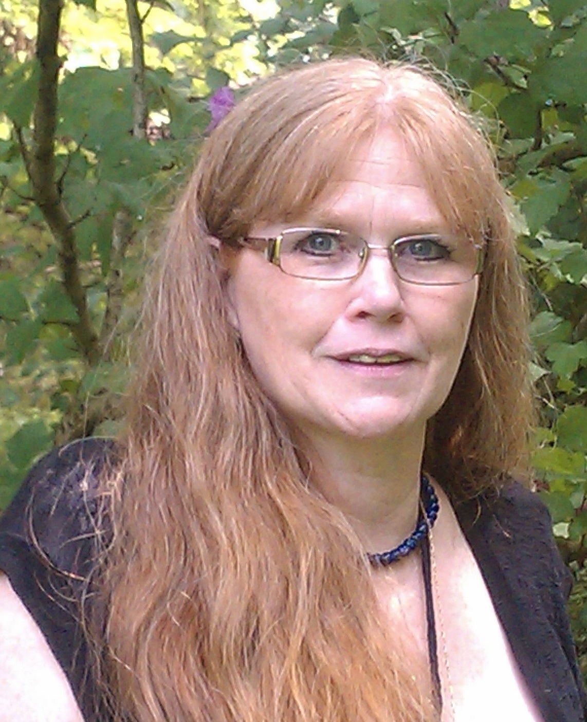 An Interview with Mel Jones | Rkvry Quarterly Literary Journal